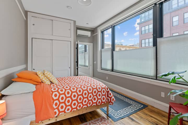 Clean Convenient And Stylish Townhouse - 普洛敦維士