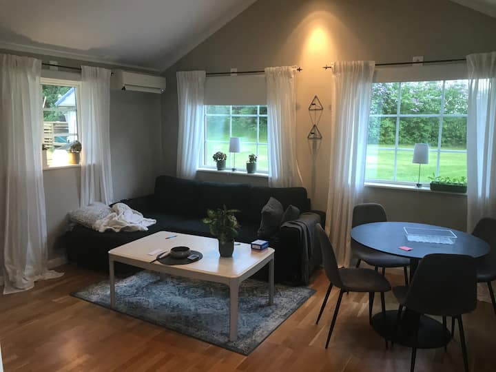 Villa Vera Mysigt, Lantligt Men Nära Till Allt! - Vara