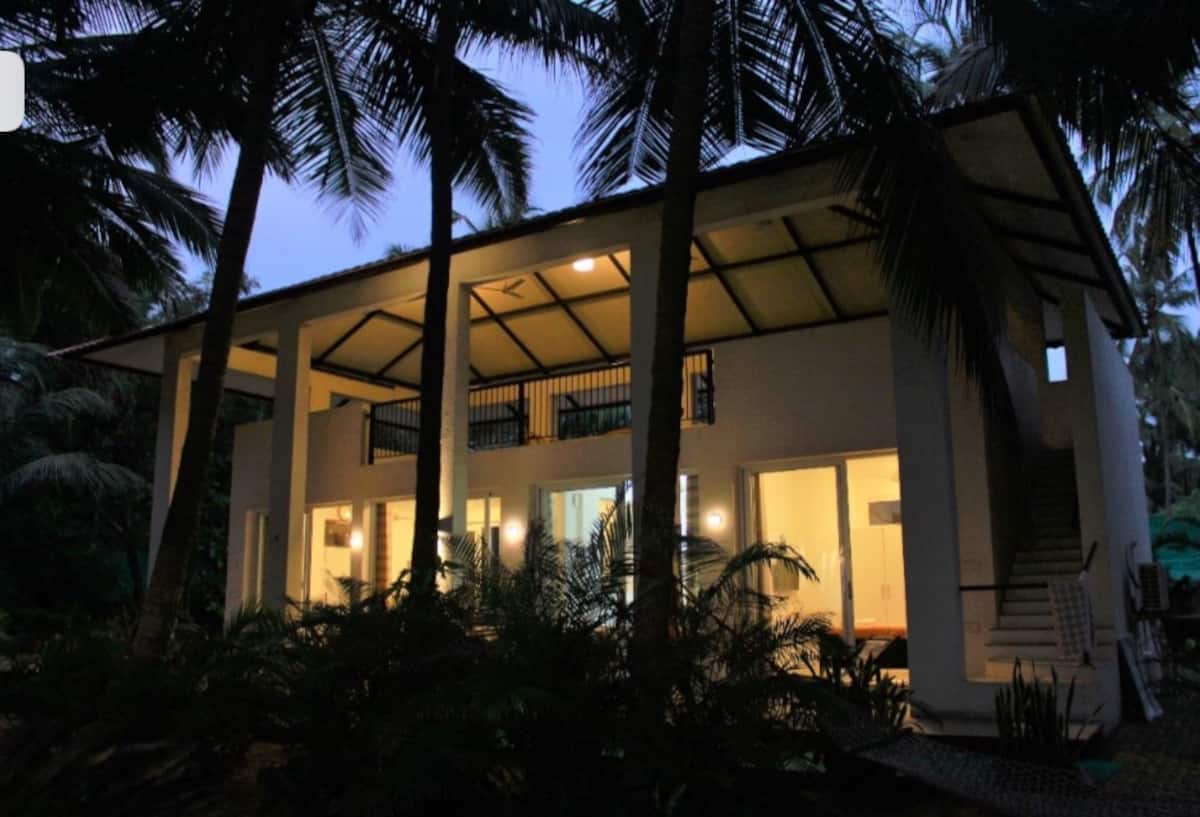 Uttan Villa Holiday Rentals - Uttan, Mira Bhayandar, India | Airbnb