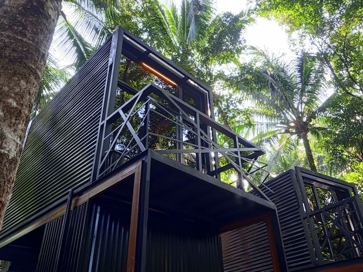D2 Forest Hill Tiny House Glamping Farmstaycation! - Cavinti