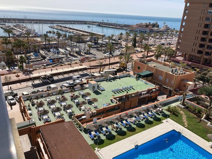 Primera Línea De Playa Y Piscina - Fuengirola