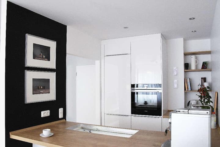 Helles, Modernes 56qm-apartment In Zentraler Lage - Munich