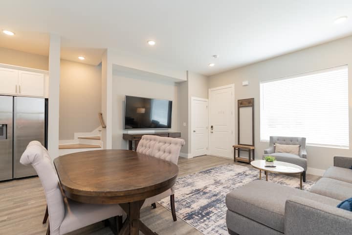 Modern 2 Bd Townhome In Vibrant Southside Area - Chattanooga
