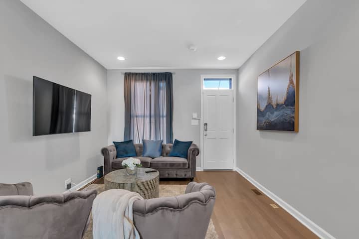 Hopkins Travel Nurses 2 Beds & 2.5 Baths - Baltimore, MD