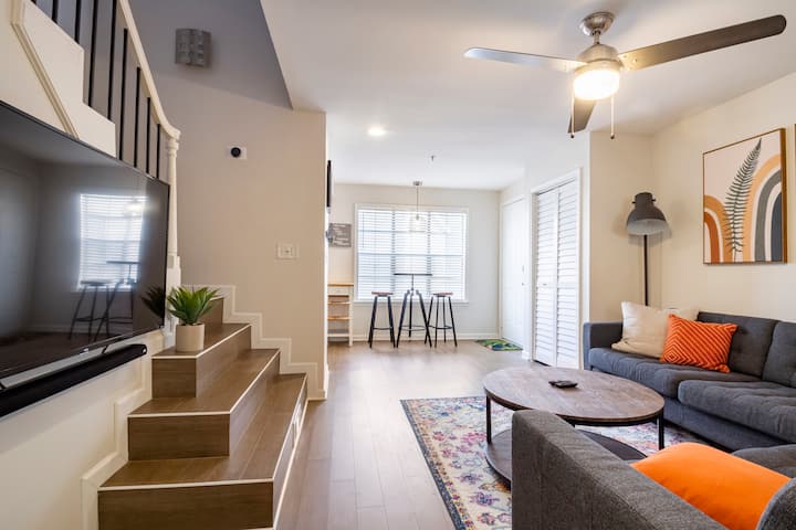 ~Midtown Retreat~ Spacious Piedmont Park Condo! - Atlanta, GA