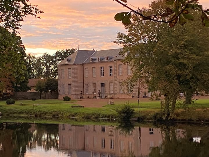Château Xviii E Siècle , 17 Minutes De Limoges - Oradour-sur-Glane