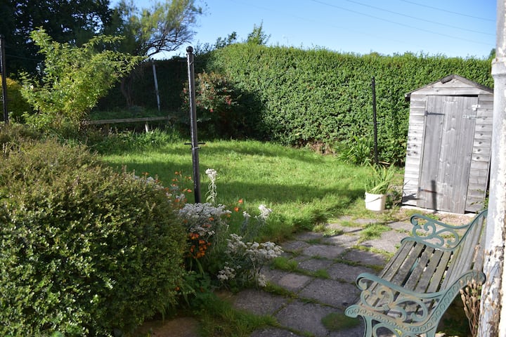 Lovely 2 Bedroom Flat With Garden And Free Parking - Saint Andrews