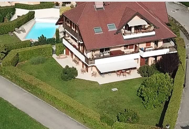 Superbe Appartement, Vue Lac, Jardin Et Piscine - Haute-Savoie
