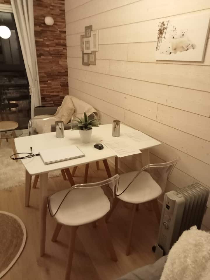 Studio Cosy Avec Terrasse Vue Montagne! - Briançon