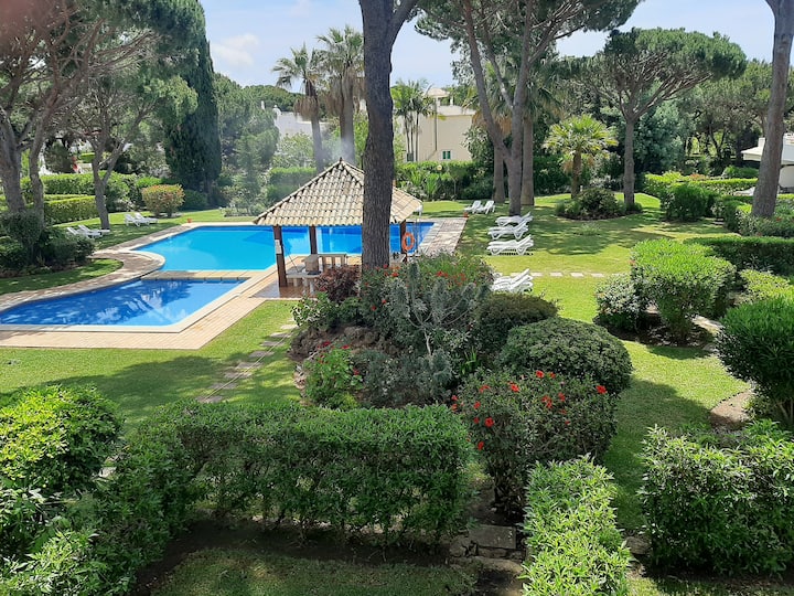 Apartment In Private Condo, Ac, 2 Pools, Gardens - Loulé
