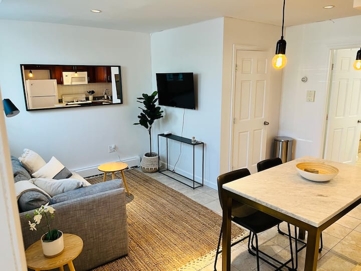 Comfy & Stylish 1bed+ Bonus Space! - Brooklyn, NY
