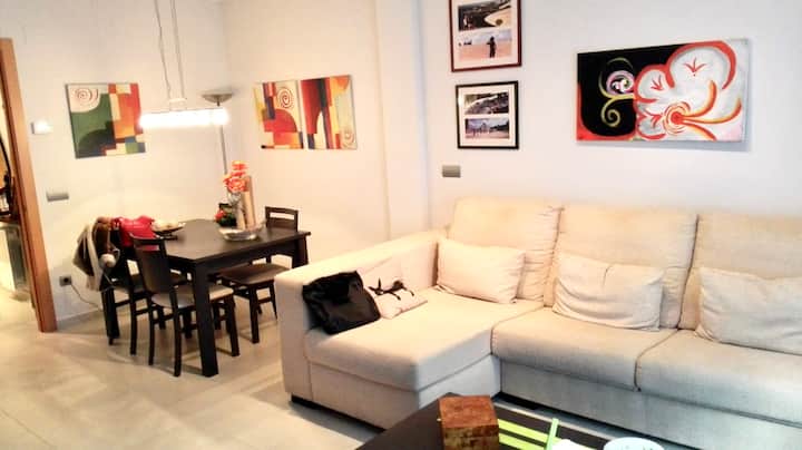 Beautiful 2 Bedroom Apartment 5 Min Walk To  Beach - Tossa de Mar