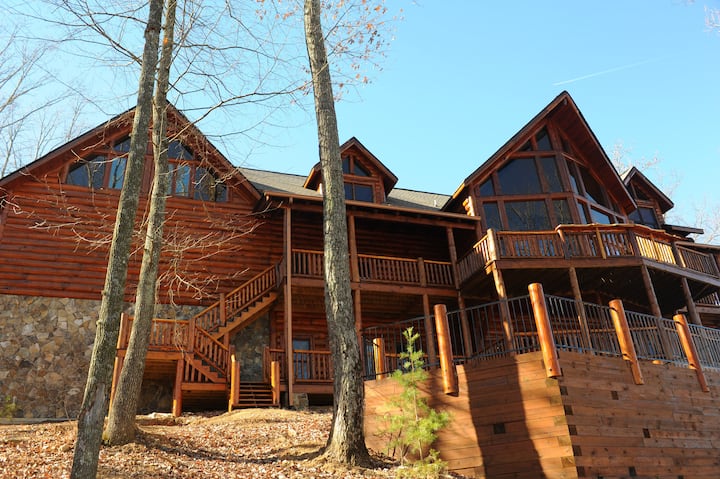 Luxury Mountain Lodge With Soaring Views-sleeps 24 - Blue Ridge, GA