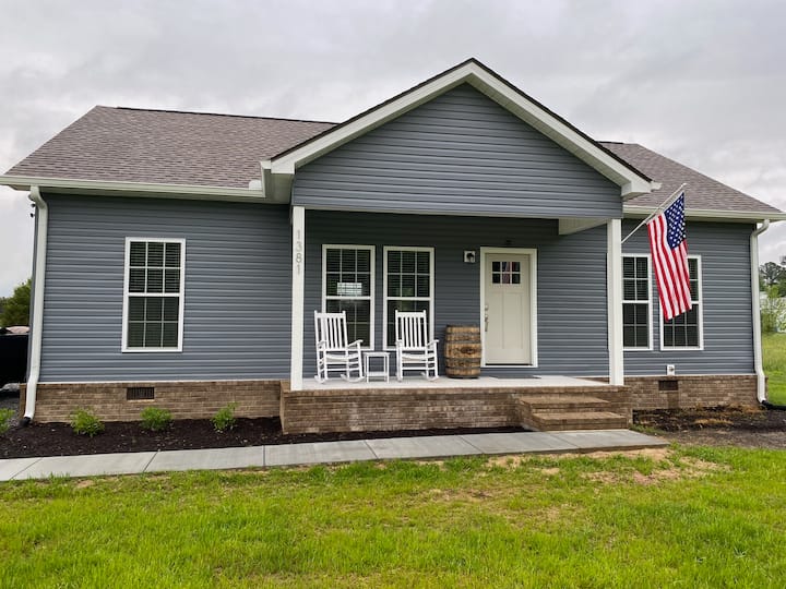 New , 2 Bedroom, 2 Bath Vacation Home Near Jd - Lynchburg, TN