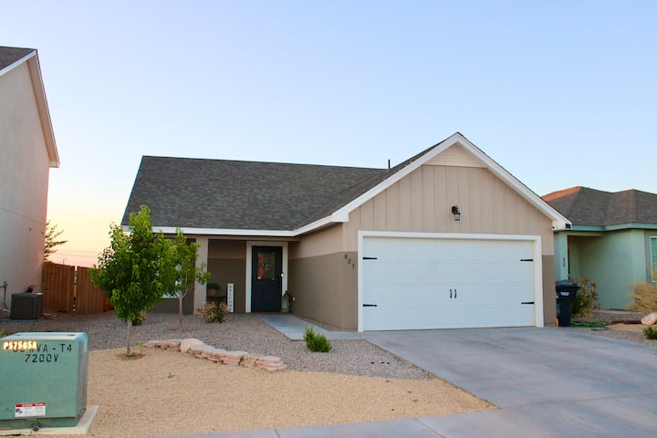 Charlotte Home - Alamogordo, NM