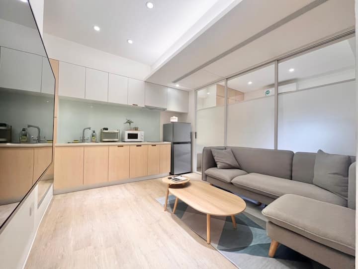 左鄰- Left Apartment-長住型機能兩房公寓【環境用次氯酸全室消毒】 - Taichung
