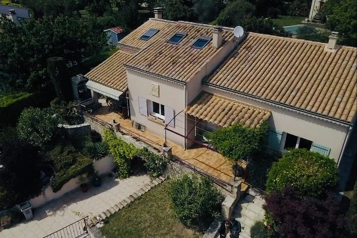 Villa Familiale Avec Piscine - Bourg-Saint-Andéol