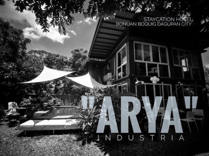 Industrial Inspired Villa With A Pool! - Dagupan