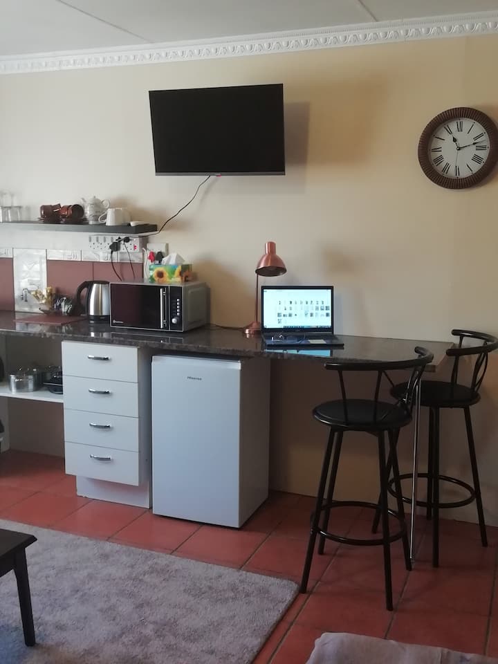 Beit-el Airbnb Rustic Unit - Polokwane