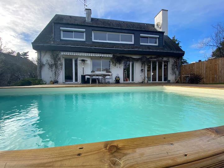 Grande Maison Avec Piscine 
Jardin Terrasse - Redon