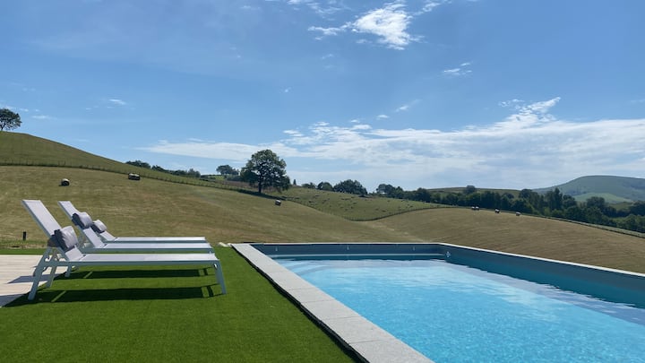 Maison Basque De Prestige Avec Vue Panoramique - Pyrénées