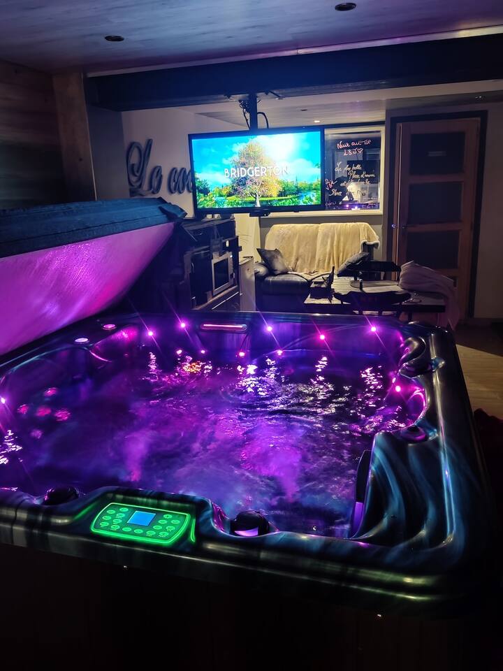Le Cocon Des Lacs - Loft Privatif Avec Jacuzzi - Froidchapelle