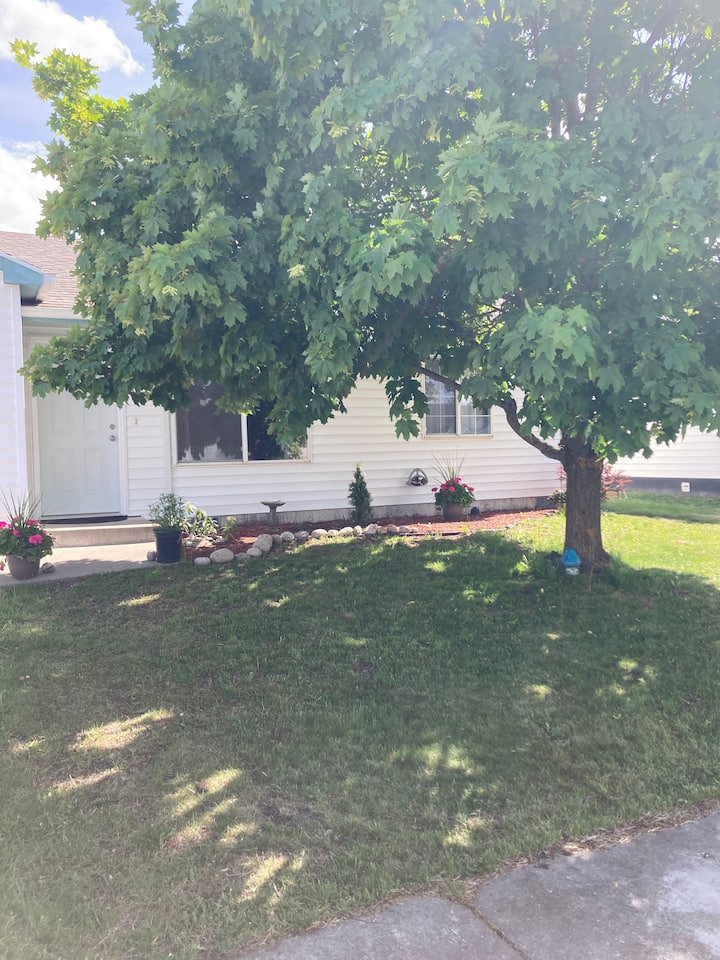 Cute, Cozy And Super Clean Two Bedroom House - Post Falls, ID