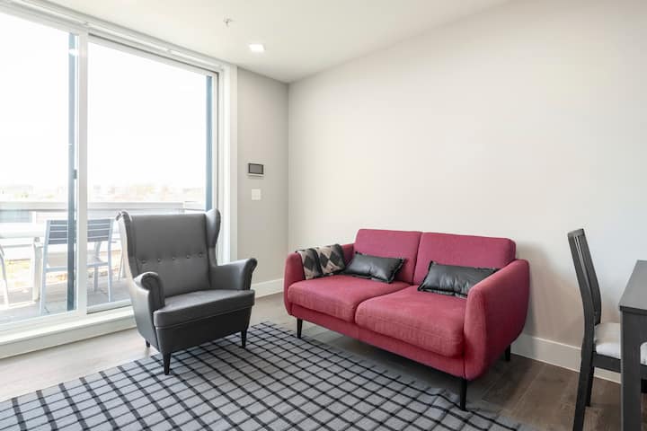 Entire Luxury 2bed2bath Penthouse Closeto The Hill - Montgomery County, MD