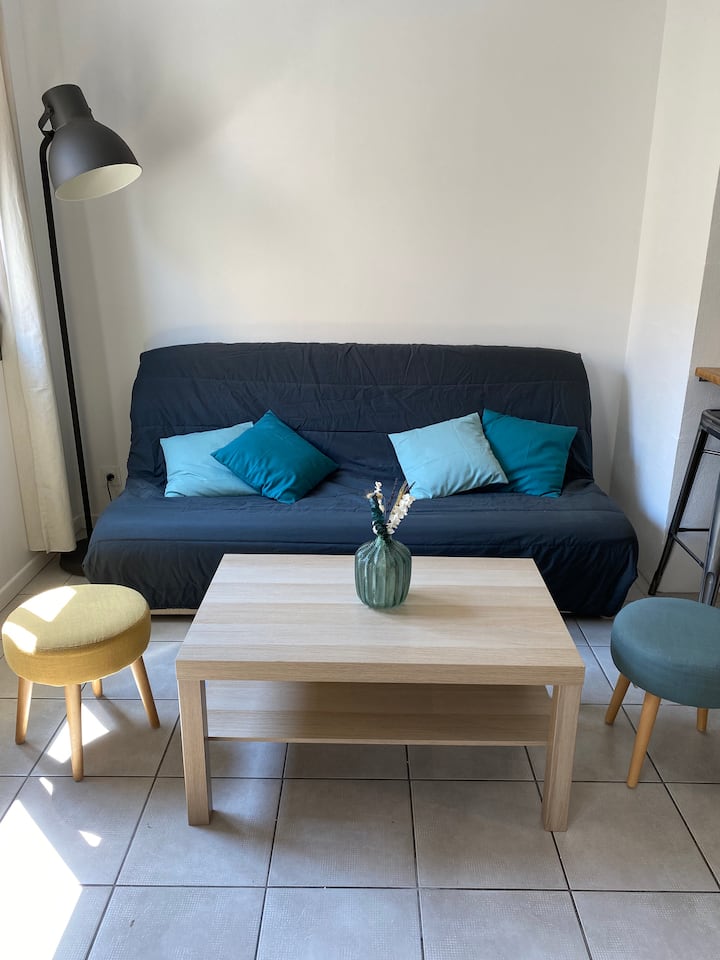 Studio à 2 Pas De Nd/ Garde Et Du Centre-ville - Marseille