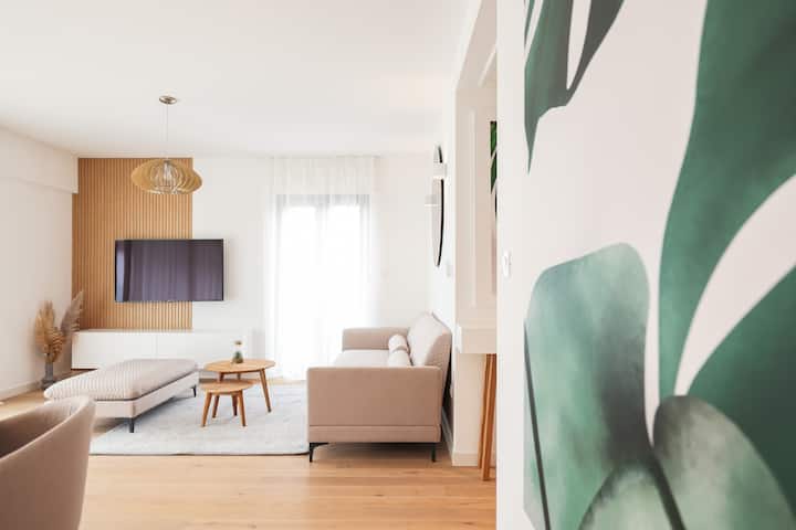 Design Apartment With A Balcony And Garage - Zadar