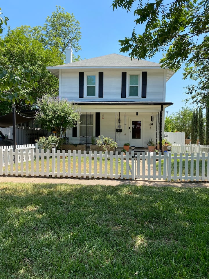 Spacious 4 Bedroom In Dntwn Sa - San Antonio, TX