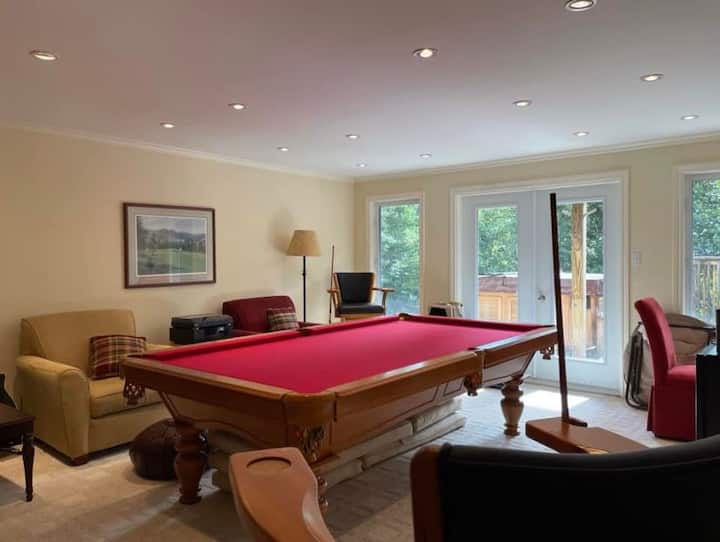 Eagle View 5 Bedroom 6 Bath Chalet , Humber Valley - Pasadena