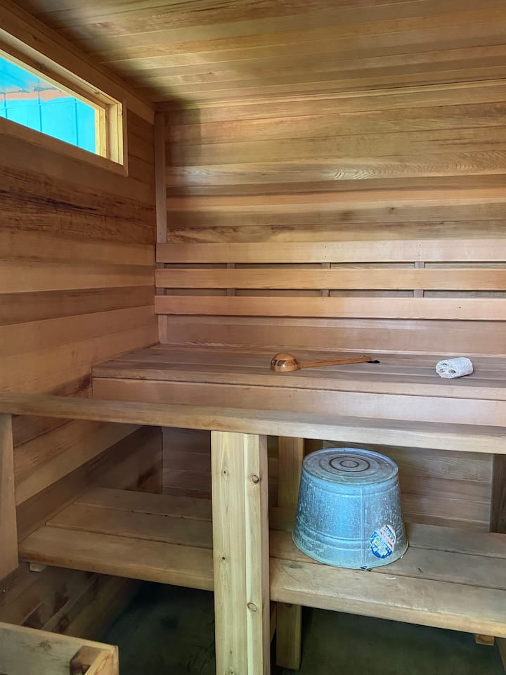 Sauna-cation! Cozy Suite With Sauna - Duluth, MN
