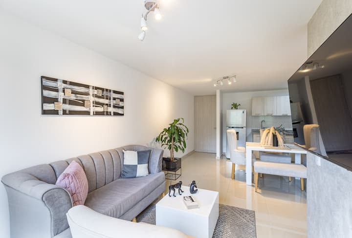 Confort Y Belleza Natural En Un Solo Lugar - Sabaneta