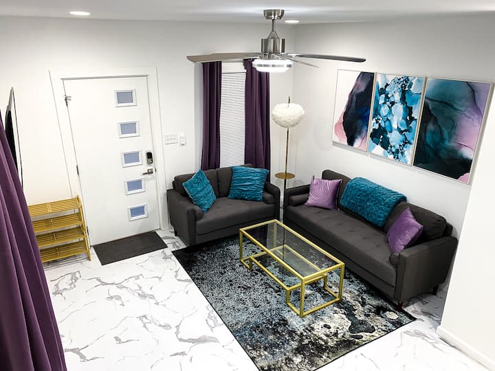 Gorgeous 2br/2.5br Walk 2 Fountainsq+w/d+brand New - Indianapolis, IN