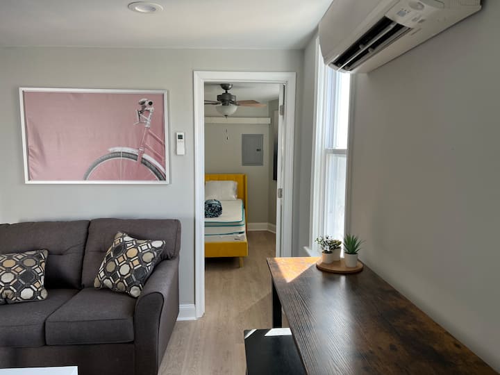 Cozy 2 Bedroom Condo By The Boardwalk! | Unit 8 - Cape May, NJ