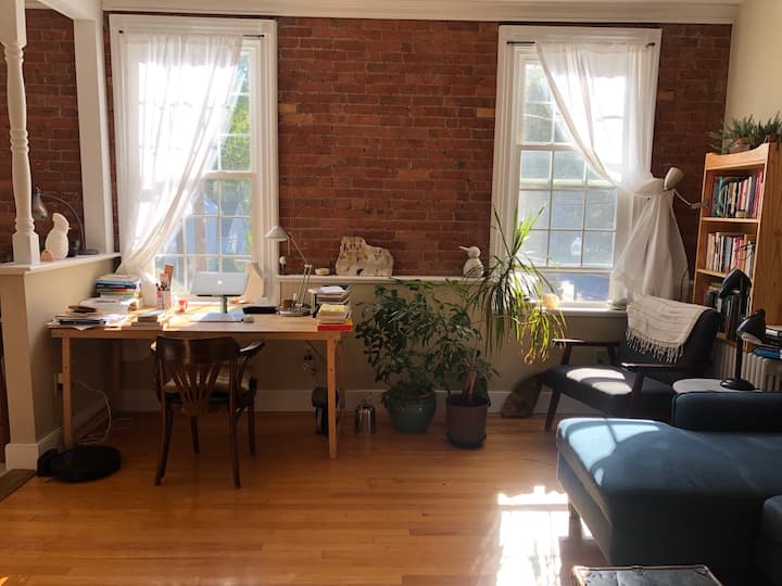 Calm 1 Bedroom Retreat On The Hudson - Rhinebeck, NY