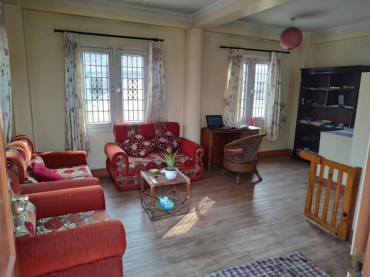 Duplex Entièrement Meublé Avec Toit-terrasse - Kathmandu