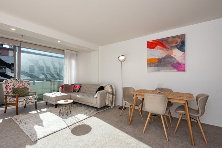 Boutique Century City 1 Bedroom Apartment - Wellington, New Zealand