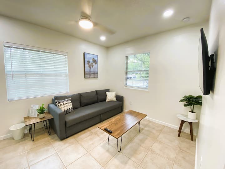 Cozy 1br/1ba Guesthouse Close To Universal/parks - Orlando, FL