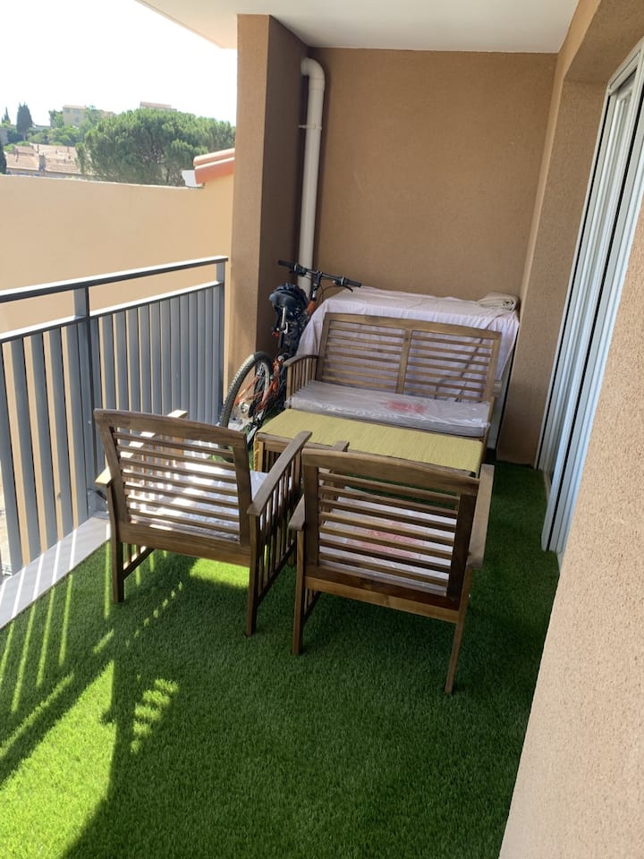 Gardanne : Superbe Appartement En Résidence Calme - Bouc-Bel-Air