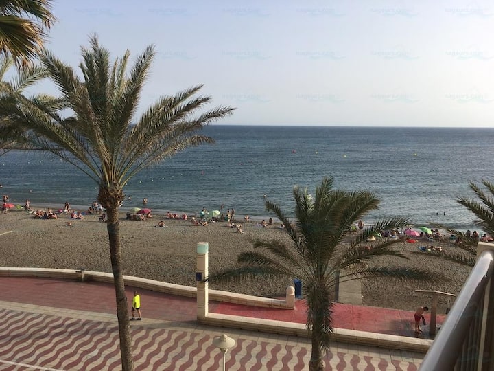 Spacious 1 Bedroom Flat In Almeria, By The Beach - Almería