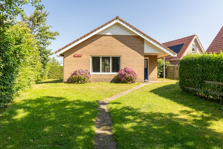 Sfeervol En Rustig Gelegen Vakantiehuis - Ameland