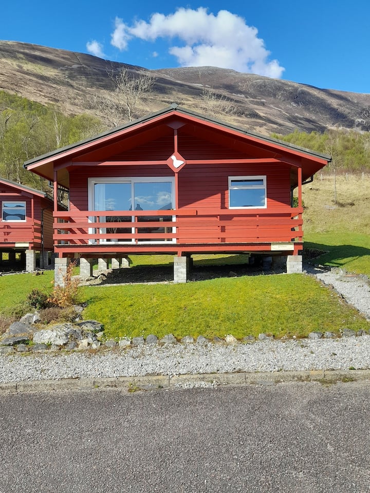 Delightful 2-bed Grouse Chalet On Glorious Loch - Glencoe