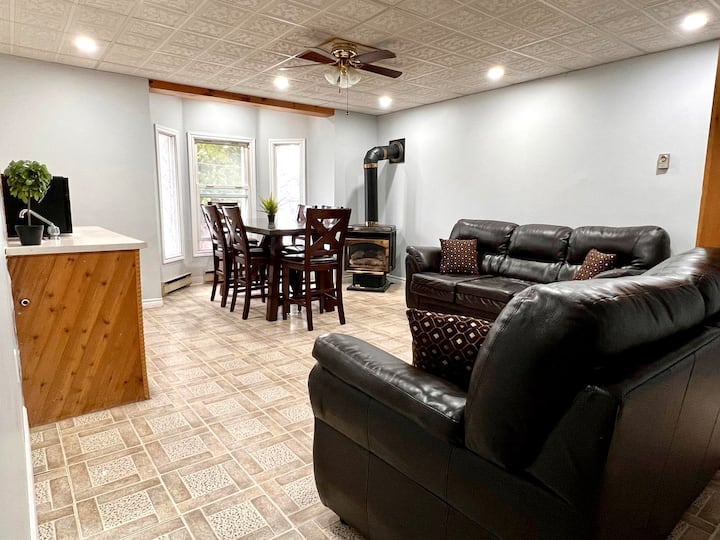 Basic 3 Bedroom In Trenton With Trailer Parking - Brighton