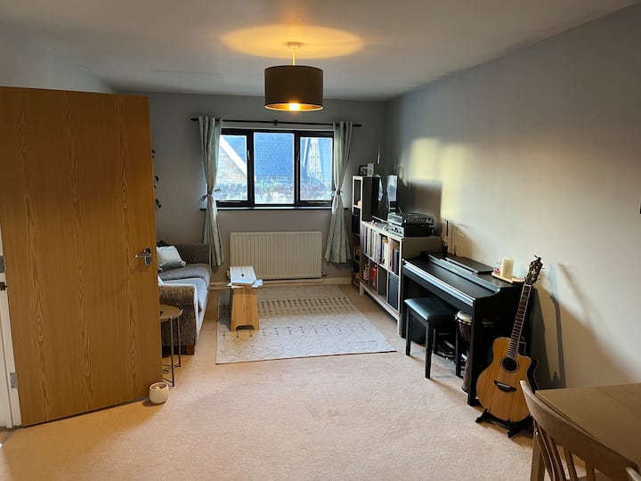Cosy Flat - Perfect Central Location With Parking - Cardiff