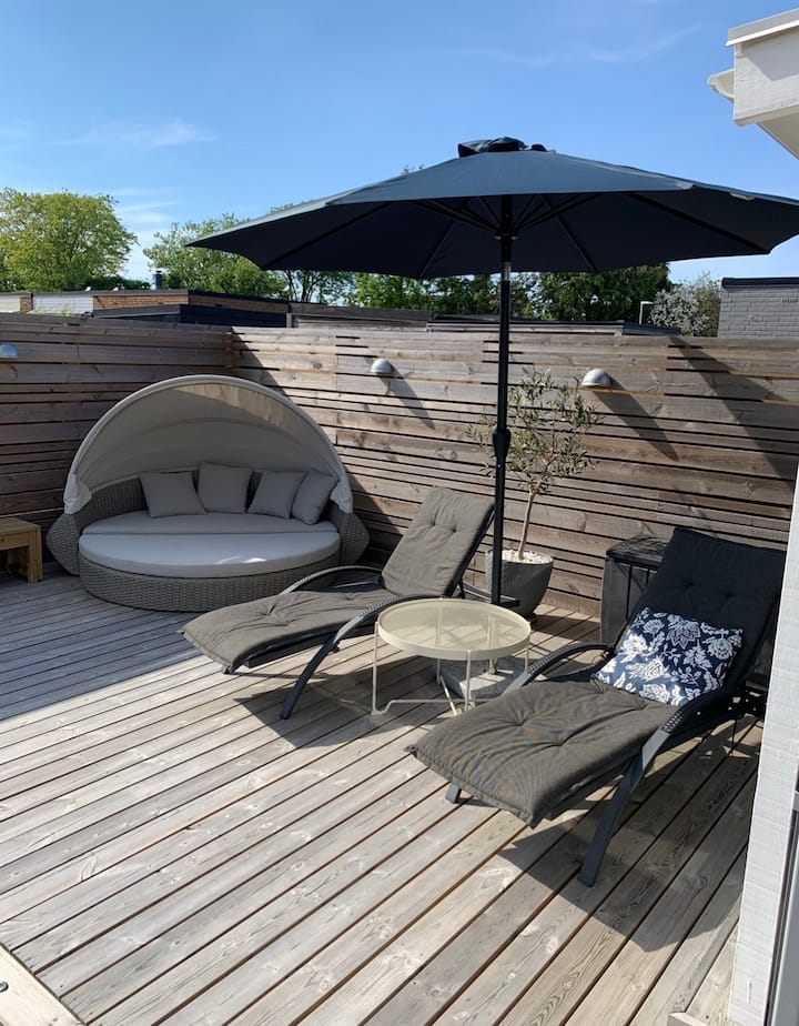 Fräsch Villa Med Underbar Trädgård & Bubbelpool. - Viken