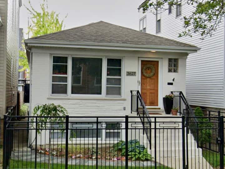 City Cottage In Logan Square-avondale - Chicago, IL