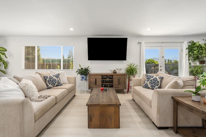 Quiet And Comfortable, Remodeled 3bed/2bath
Home - Pleasant Hill, CA