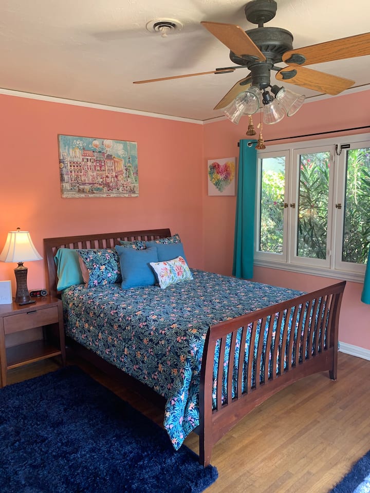 The Cota House Pink Room - Torrance, CA